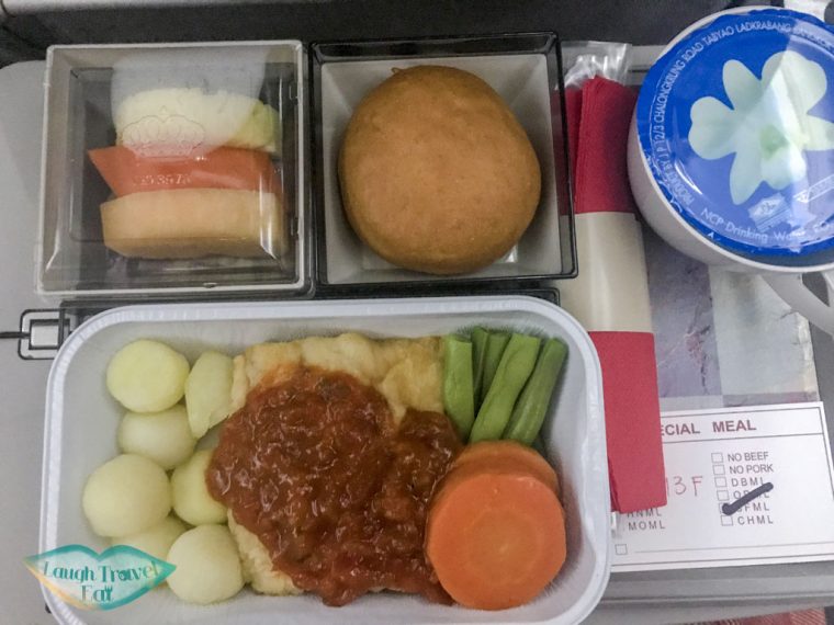 Royal Jordanian Review: it’s so good that I have to review it - Laugh ...